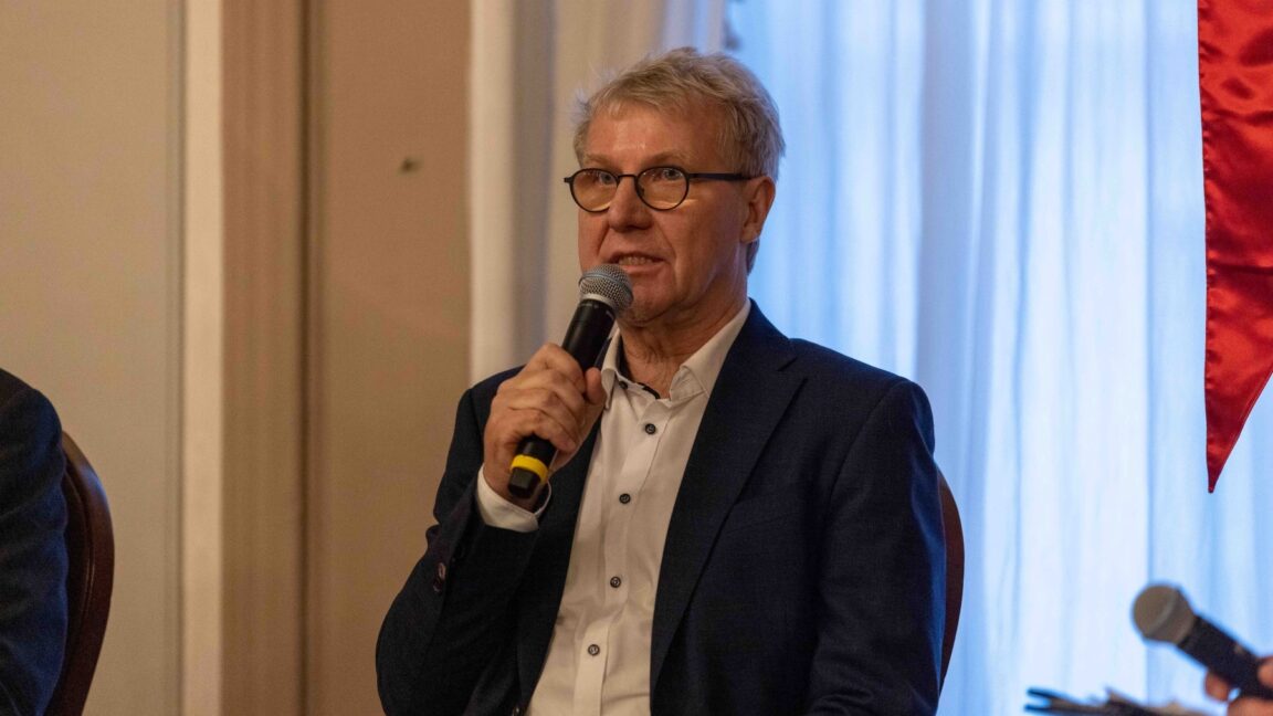 Objektiiv kultuurisõja lahinguväljal - Objektiiv