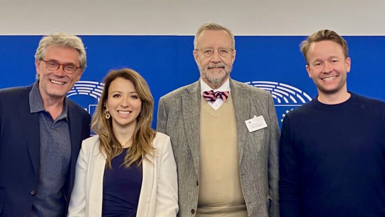 Toomas Ilves liitus Euroopa Liidu progressistliku partei Voltiga ...